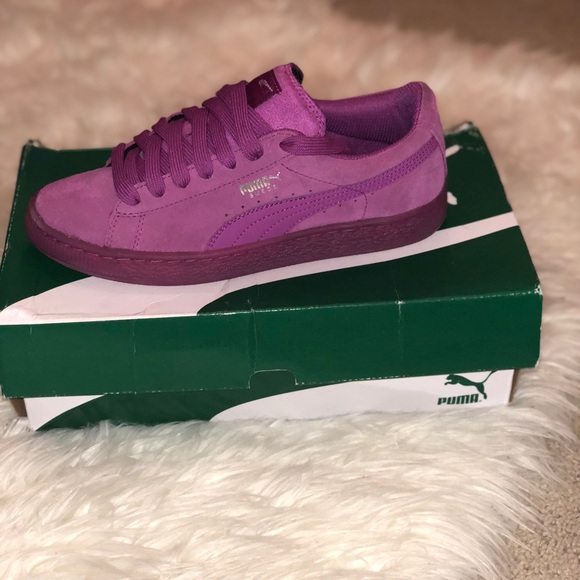 Puma | Shoes | Junior Size 6 Purpleviolet Suede Pumas | Poshmark